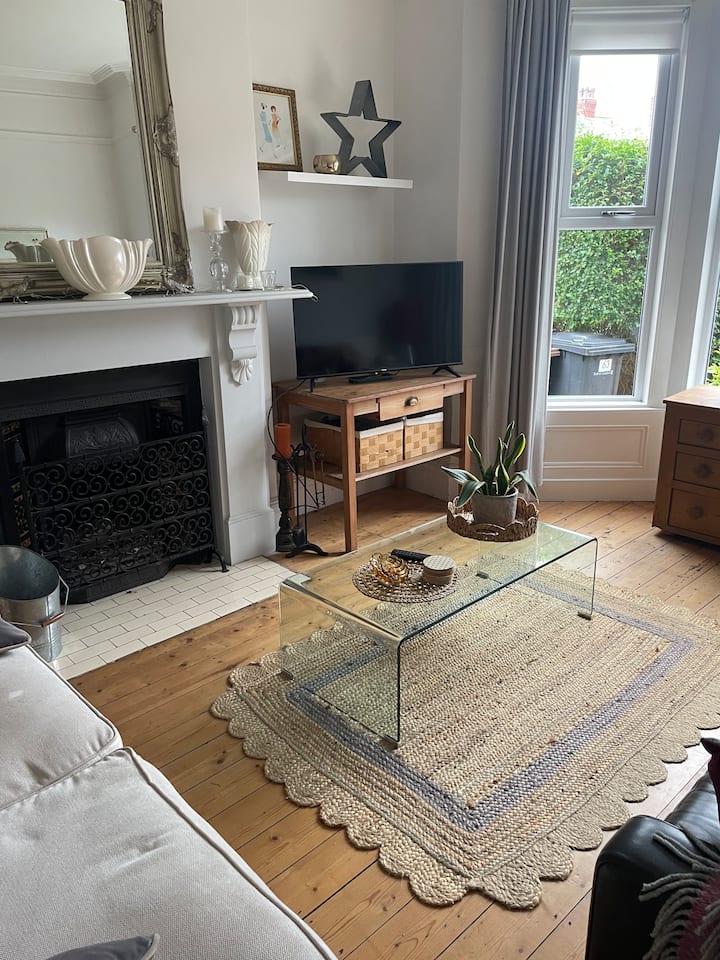 Gorgeous Victorian Home - Formby