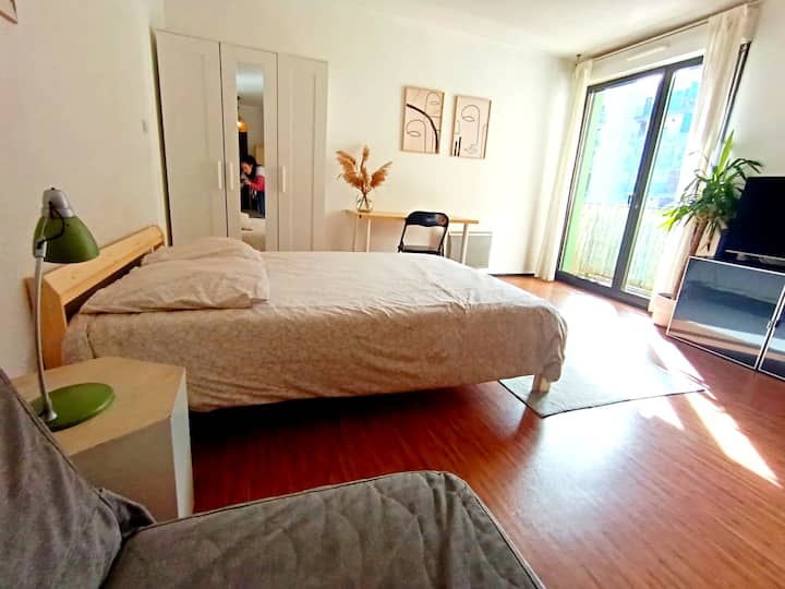 Grand Studio éQuipé + Parking | Proche A9 Et Tram - Montpellier