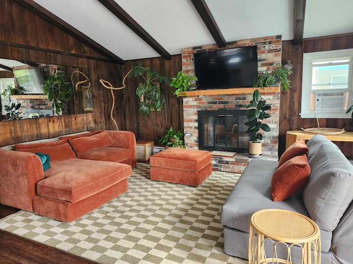 Lbi Getaway Barnegat Light 2 Br 1bth - Long Beach Island, NJ