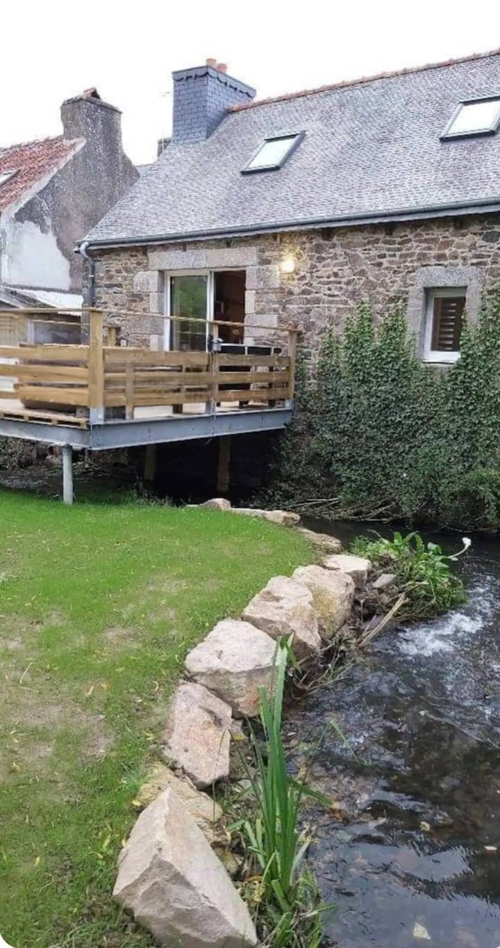 Agréable Petite Maison De Village - Trédarzec