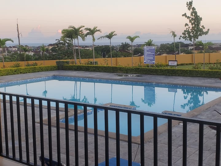 Fully Airconditioned With Ocean View  Tennis Court - Jamaika