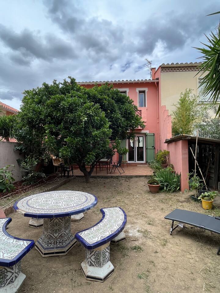 Maison De Village Vintage Avec Grand Jardin - Elne