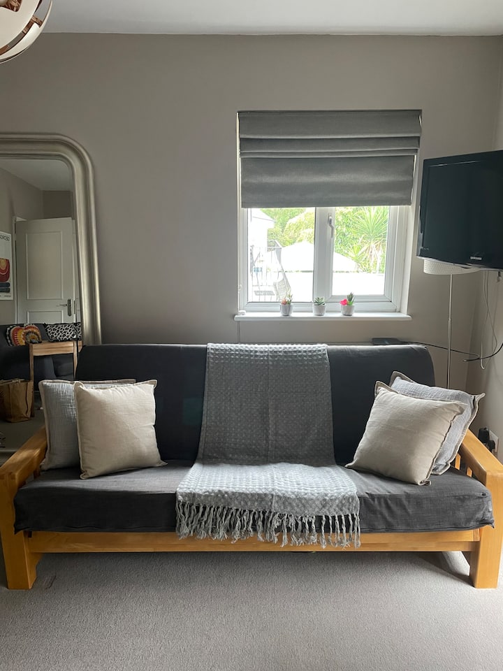 Entire Studio Apartment In Chiswick, W4 - 富勒姆