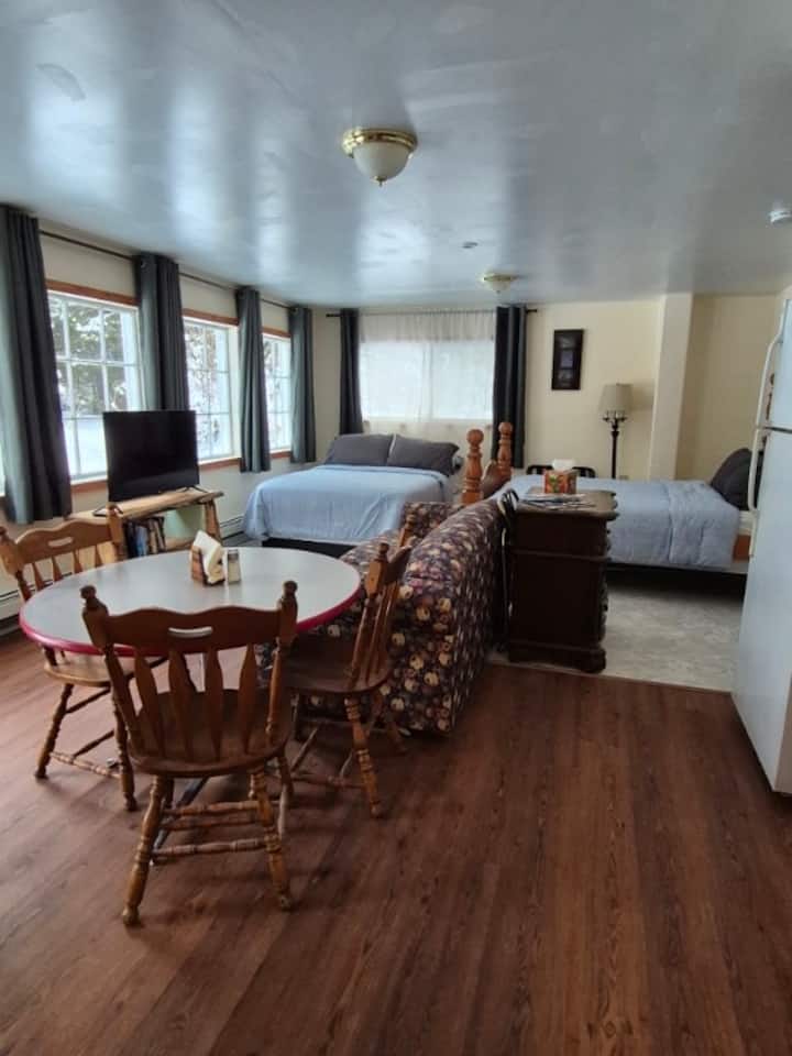 Studio Unit Near Bear Lake - Seward, AK