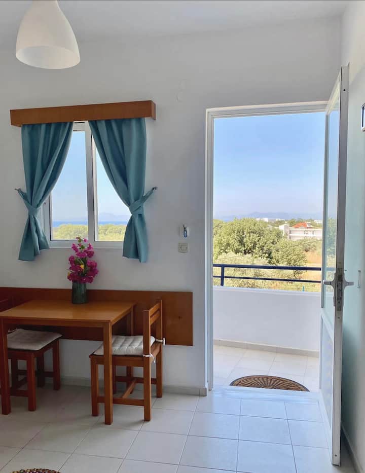 Dolce Vita Sea View Vi, 55m2, 1.5km From The Beach - Aéroport de Rhodes (RHO)