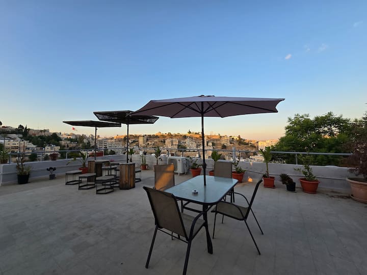 Downtown Living | Amman's Most Scenic 2br Rooftop - Amman