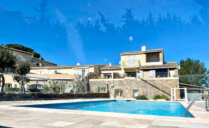 Calme Studio Piscine/terrasse/parking Gratuit - Sainte-Maxime