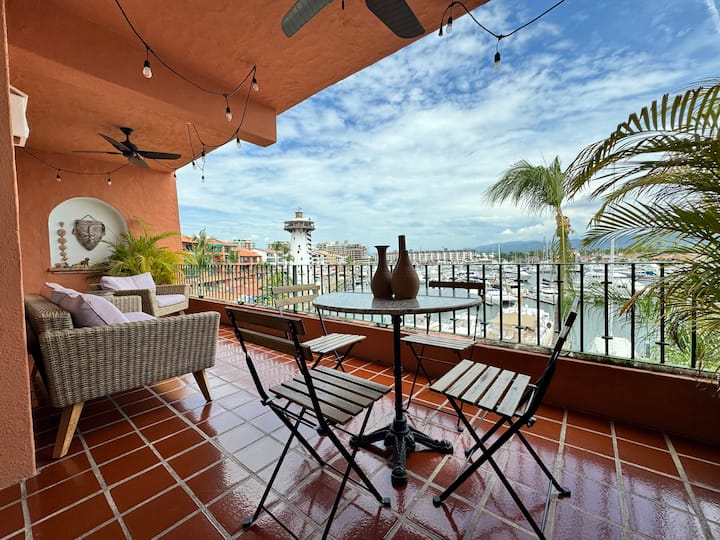 Marina Vallarta Beautiful Apartment With Terrace - Puerto Vallarta