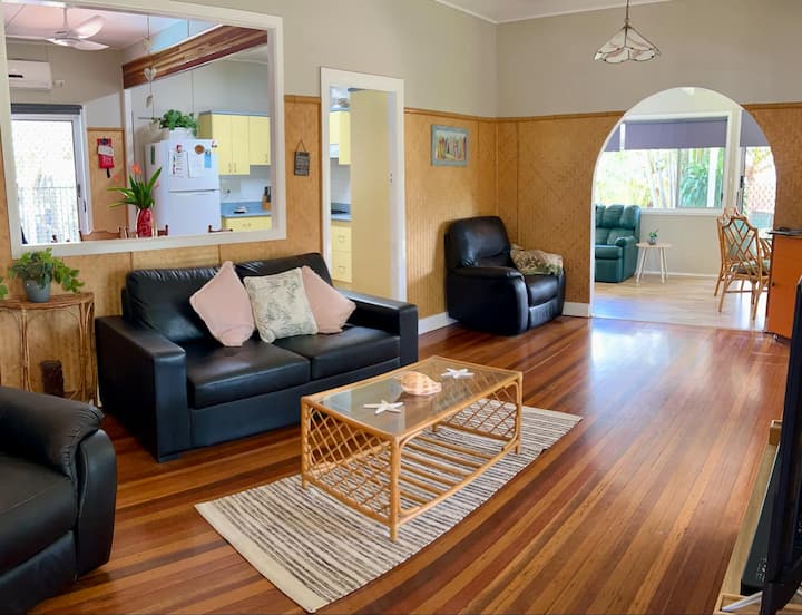 Beach House Inground Salt Water Pool In Queen Lane - Yamba