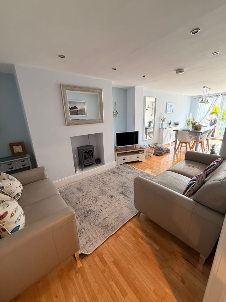 Seren Y Mor: Beautiful Flat In The Heart Of Tenby - Tenby