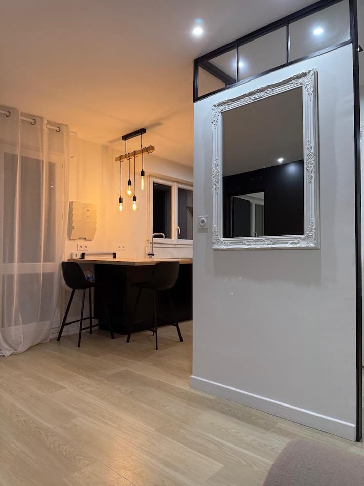 Appartement Port De Vannes Avec Parking Sécurisé - Vannes