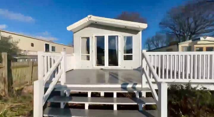 Luxury Lodge With Private Garden - Coghurst Hall - Hastings