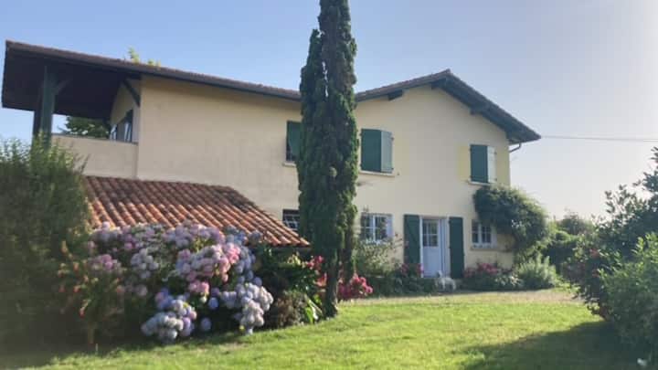 Grande Maison Familiale Et Chaleureuse + Jardin - Landes