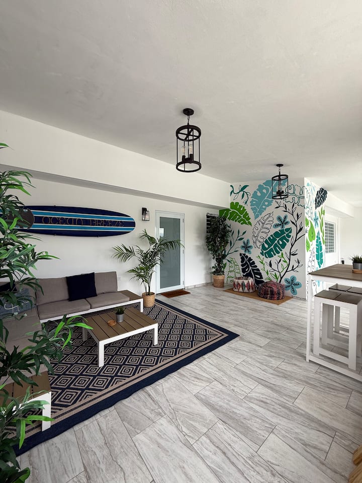 Ocean Breeze/ Family Retreat
2nd Floor Unit - Puerto Rico