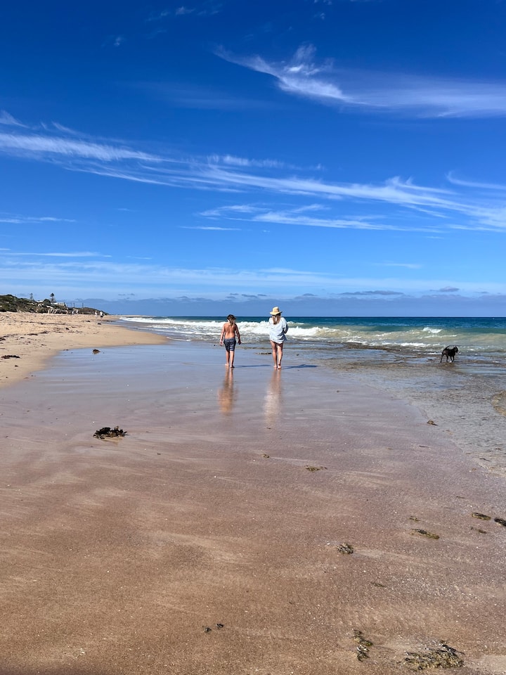 Sunset Beachside Apartment - Western Australia