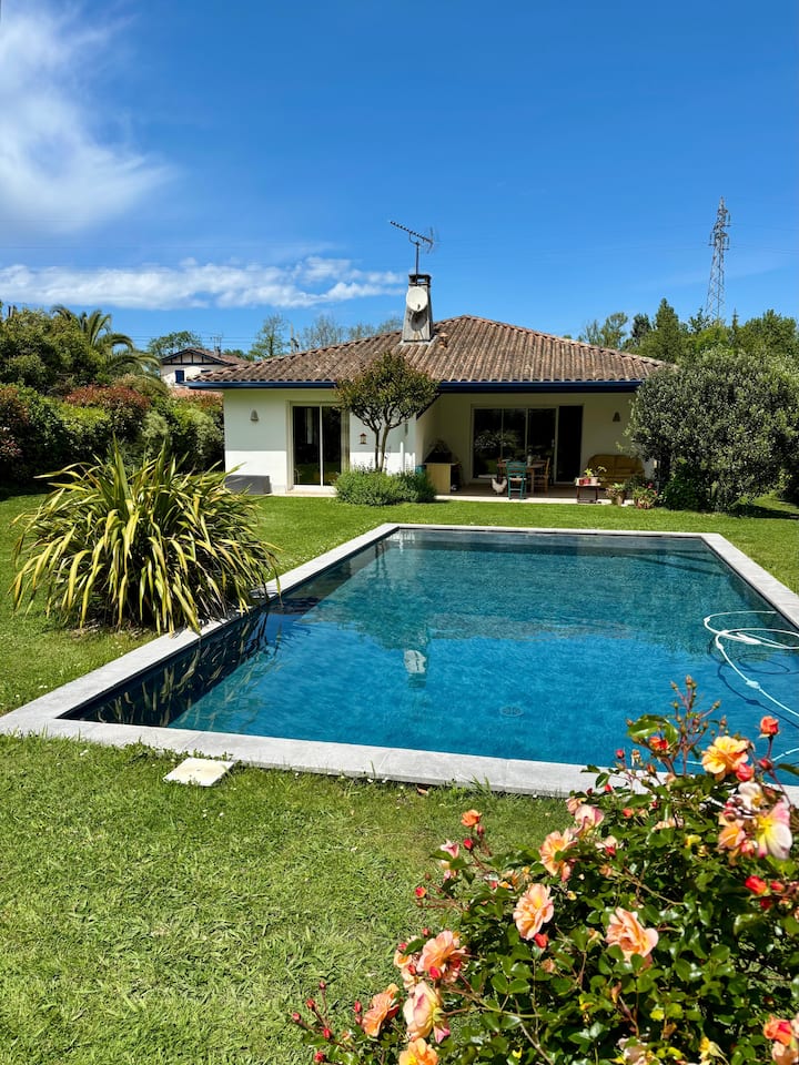 Villa Piscine Chauffée, 10 Min Plage à Pied - Saint-Jean-de-Luz