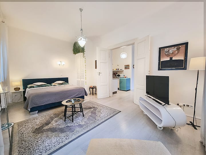 ♡ Our Lovable Brand New Apartment! ♡ - Praga