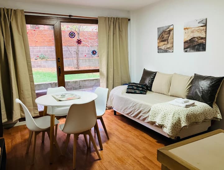 Bariloche, Departamento Céntrico Con Cochera. - San Carlos de Bariloche