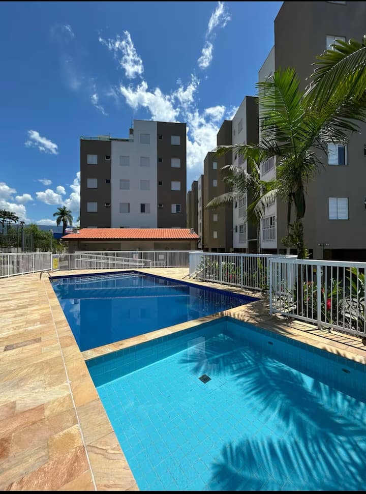 Lindo Apto Bem Localizado, Com Piscinas! - Ubatuba