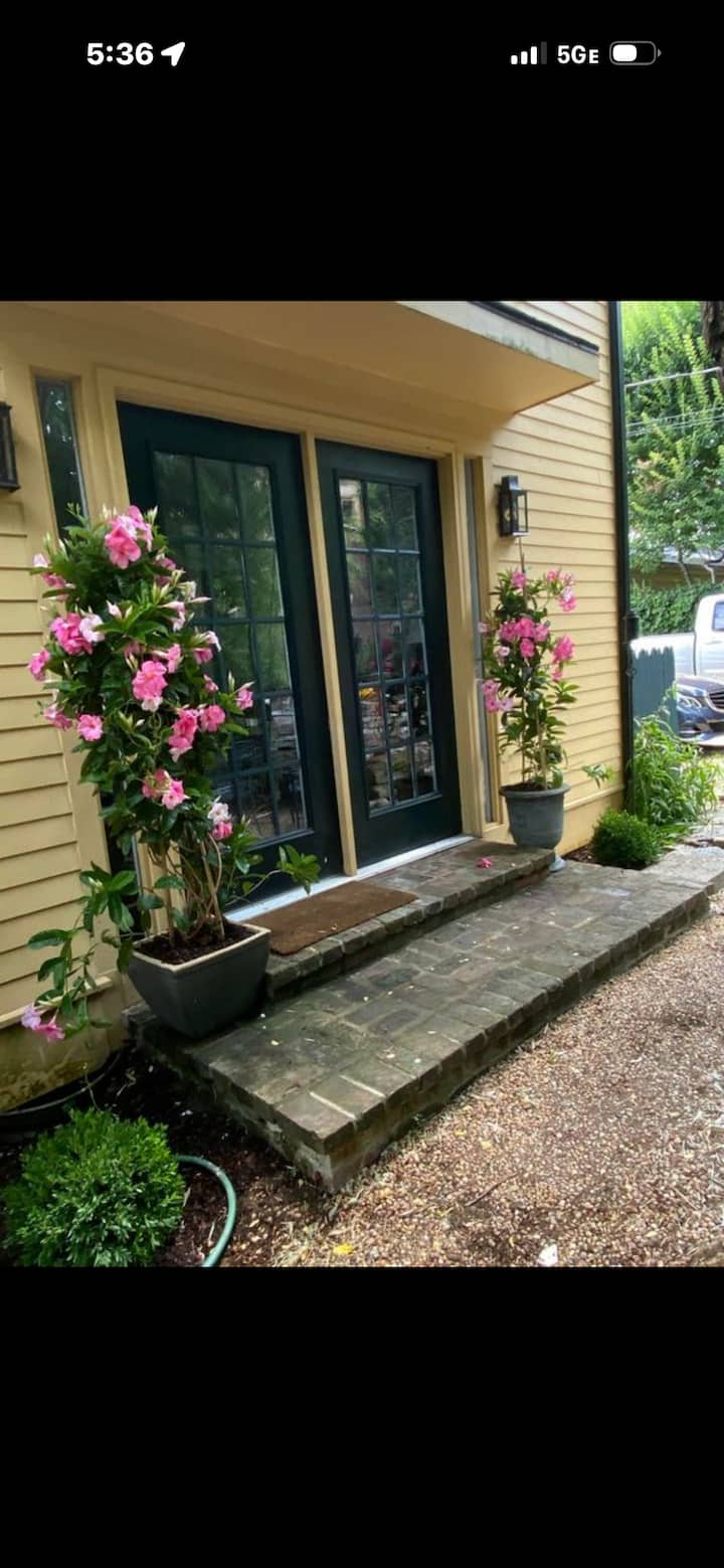 Elegant & Historic 1805 Thomas January Hemp House - Lexington, KY