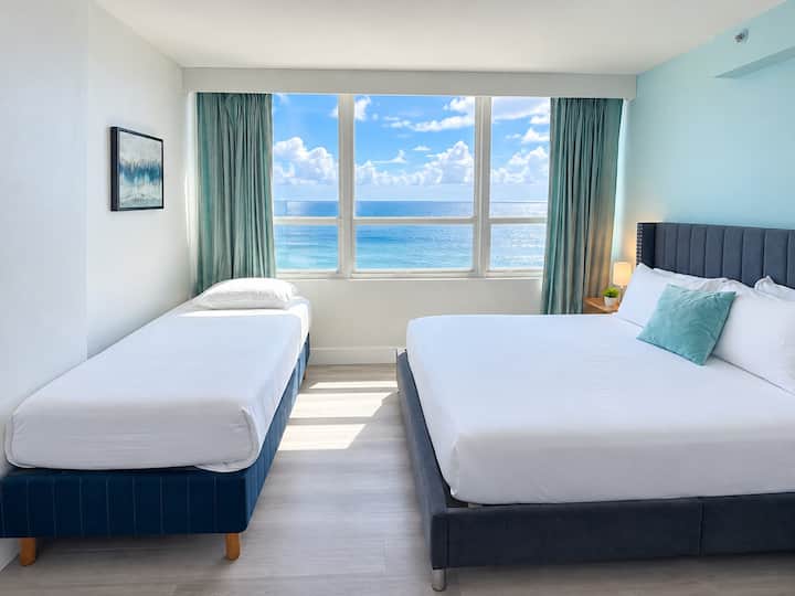 15th-floor Ocean Views | 2 Queens + Free Valet - Miami Beach, FL