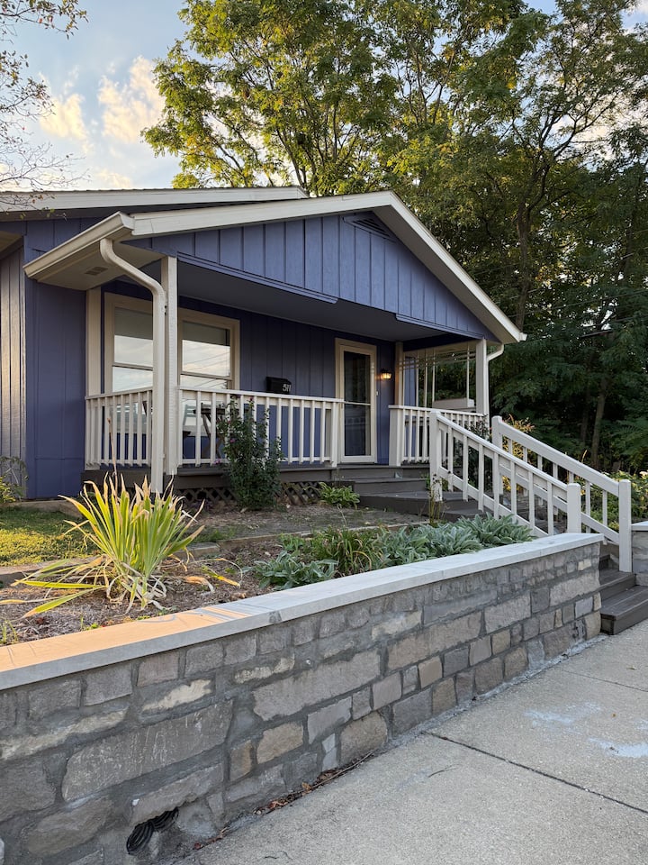 Walkable Minimalist - Bloomington, IN