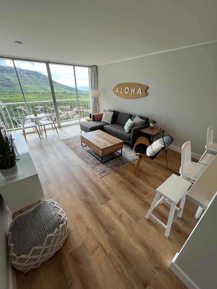 Makaha Beach Retreat - O‘ahu, HI