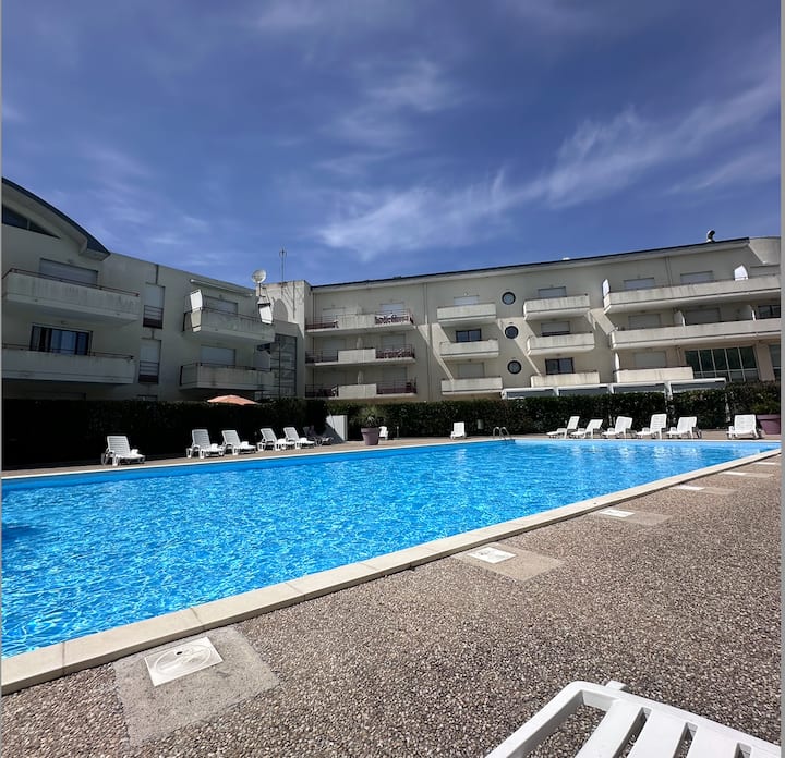 Minimes Studio Meublé + Piscine (Fin Juin à Août) - La Rochelle