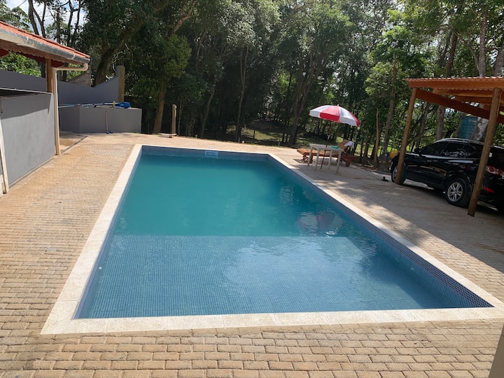 Sitio Novo E Uma Piscina Enorme - Ibiúna