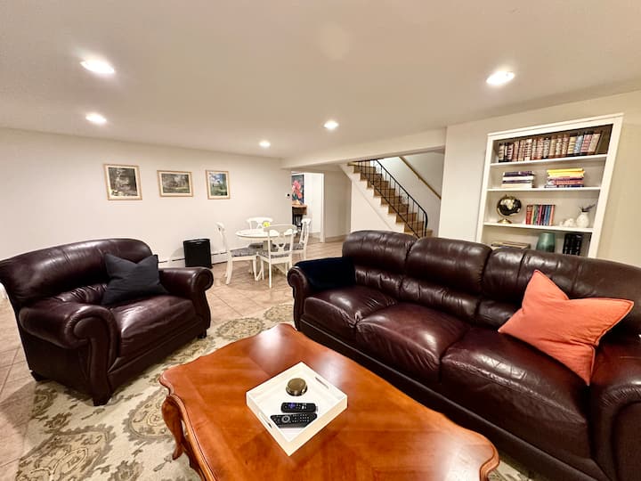 Guest Suite By Wheaton College - Wheaton, IL