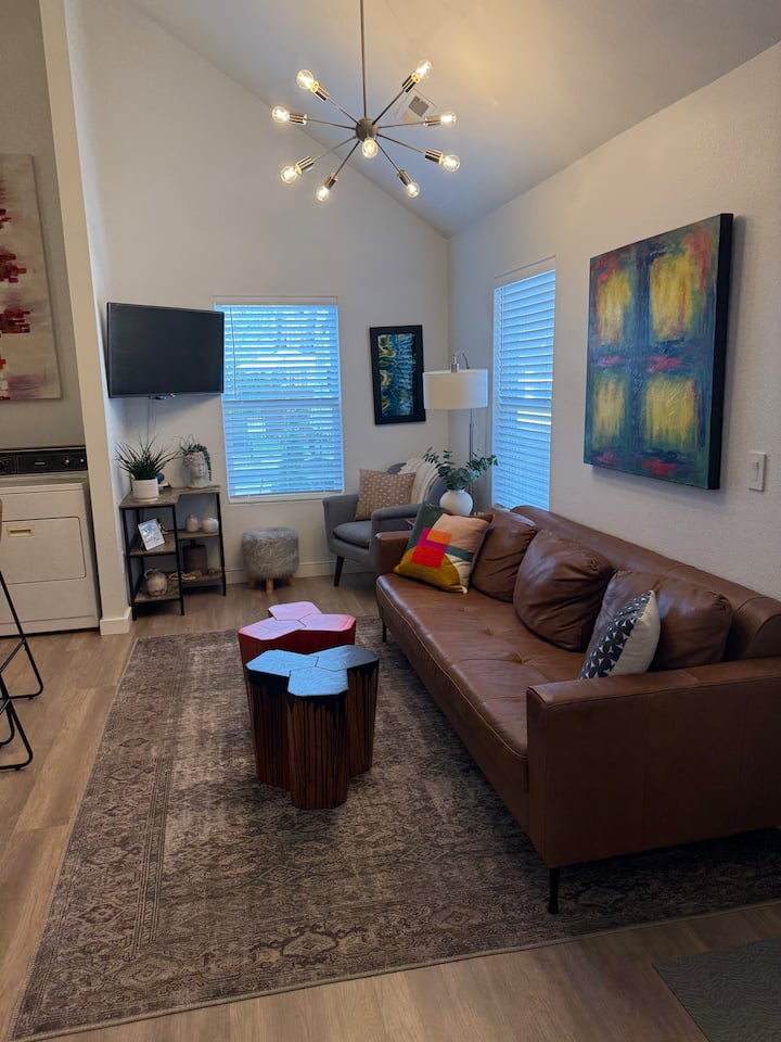 Cozy Two Bedroom Bungalow-short Walk To Square - Bentonville, AR
