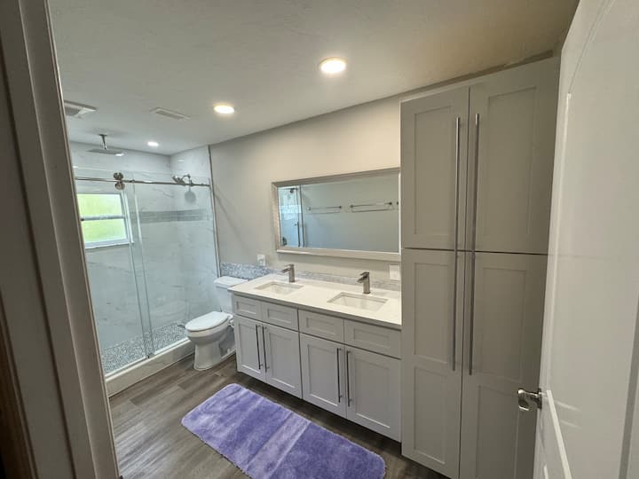 Modern Best New Listing Big Home-on Arlington Park - Sarasota, FL