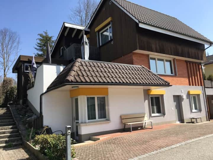 Calme & Central Au Moyen-pays, Bord De Rivière - Switzerland