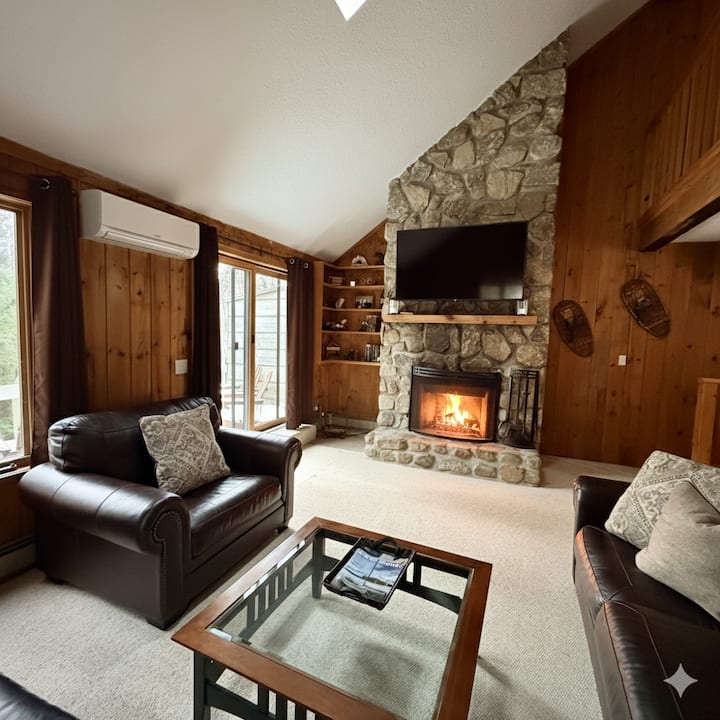 Near Cranmore, 4br Condo W/ Fireplace - 노스 콘웨이