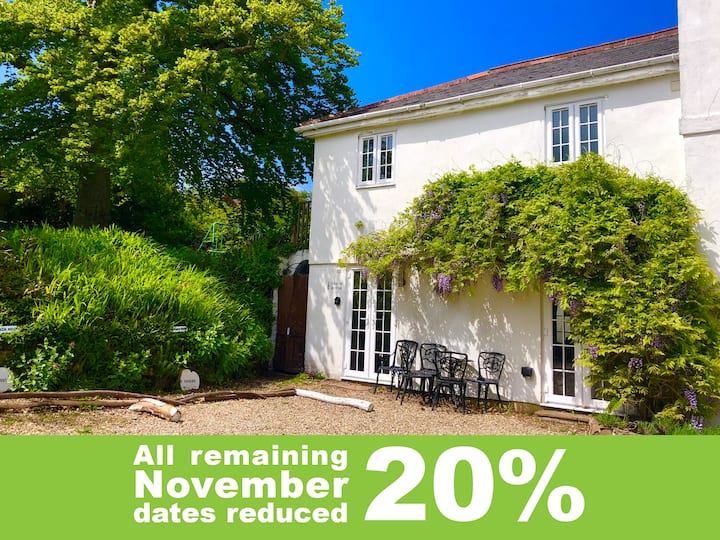 Beautifully Renovated 17th Century Coach House - Appledore