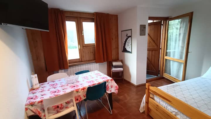 Alloggio N'10 A 1800 M Di Altitudine - Pila - - Pila