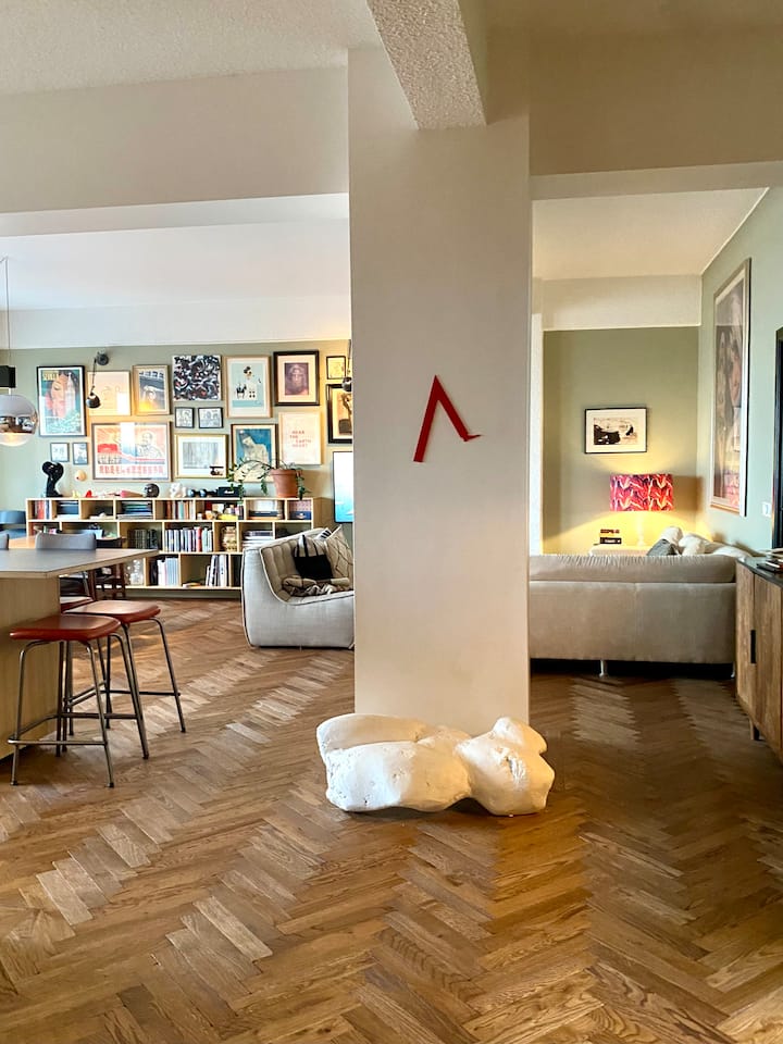 Unique Former Factory Space With Ocean View - Groenlândia