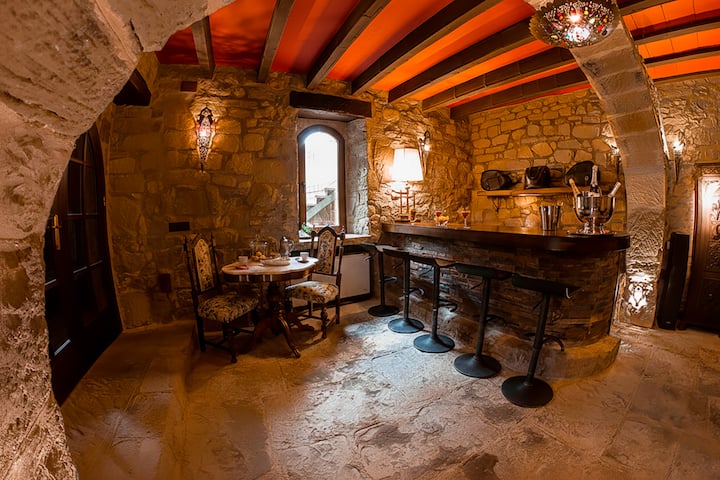 Fortaleza Medieval La Manyosa Para Grupos - Mura, Barcelona