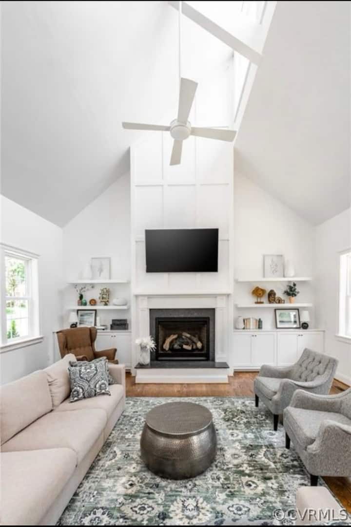 Cozy Home With 3 Friendly Cats - Richmond, VA