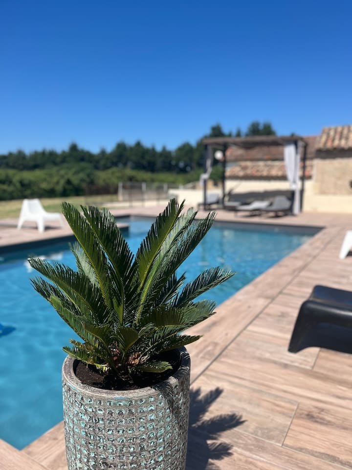 Mas Provençal Mitoyen + Piscine - Orange