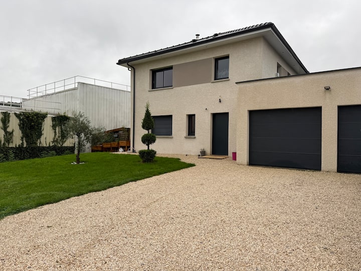 Villa Avec Jardin Sauna & Spa Proche Centre Vesoul - Vesoul