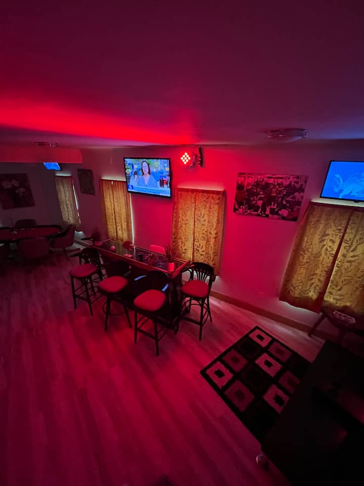 Downtown Detroit Girlsnight Or Bachelor Overnight - Détroit, MI