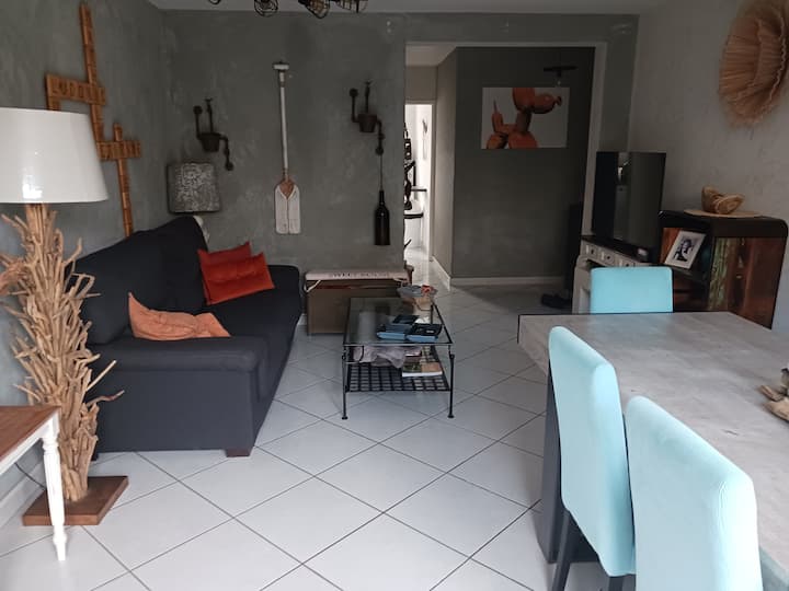 Très Bel Appartement En Duplex Avec Terrasse Dans Résidence Sécurisée Avec Parking Privatif - Cellieu