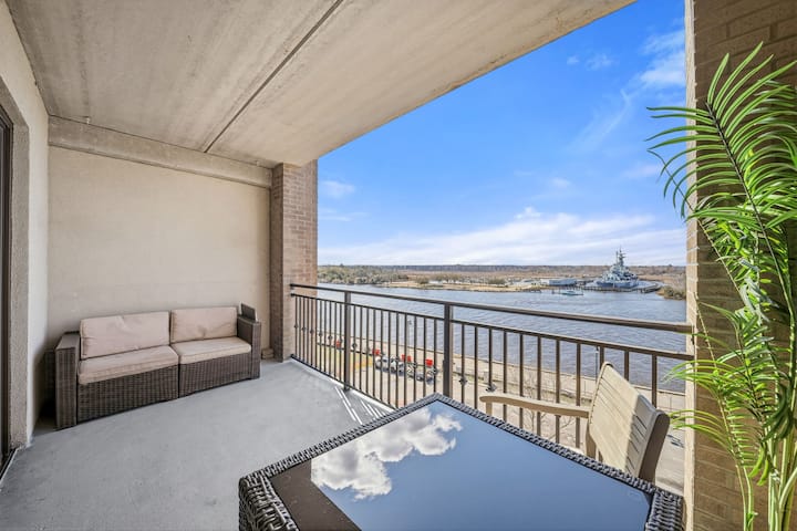 Amazing Riverview - Central Downtown - Parking - Leland, NC