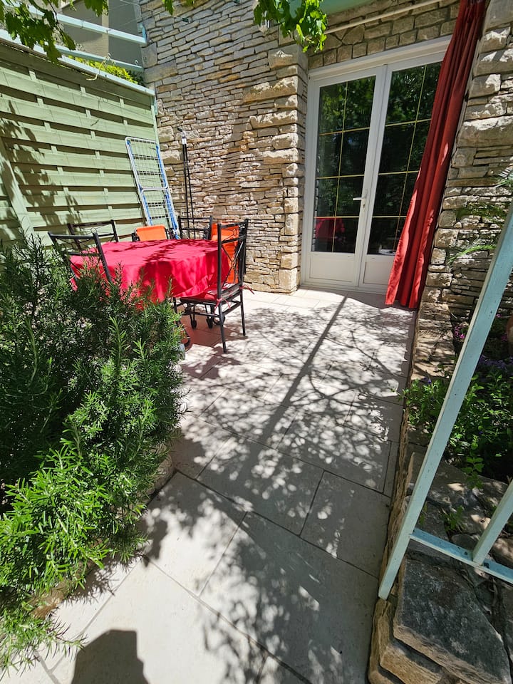 Gîte De Thuyetlio à 2 Pas Du Centre Ville De Nyons - Nyons