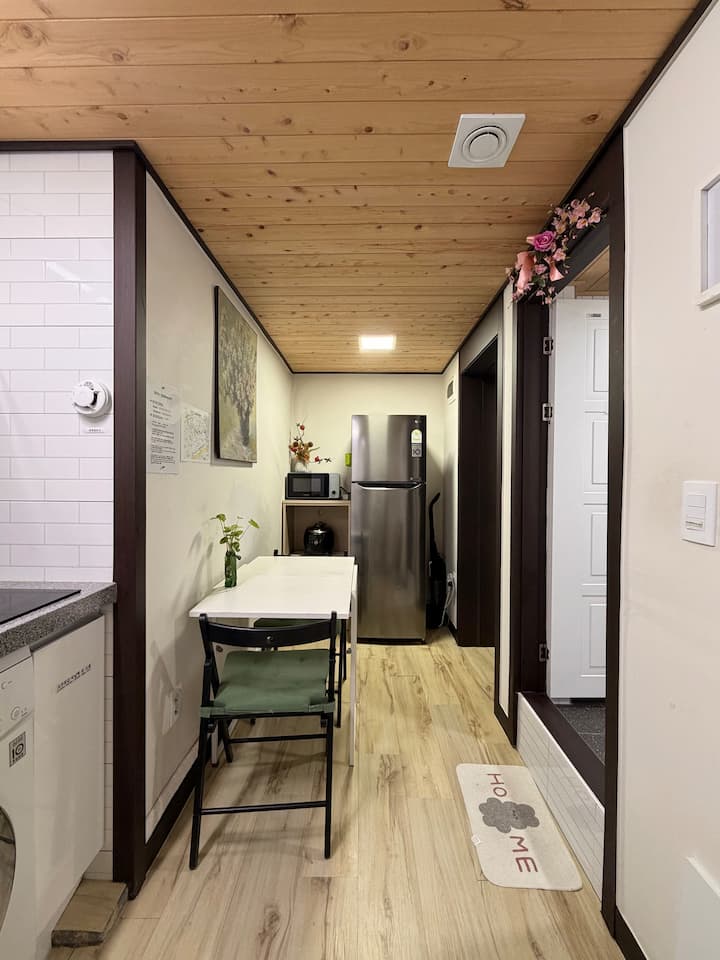 삼성병원 5분이내 풀옵션 원룸(Flower House  B2호  숙소) - 상대원2동