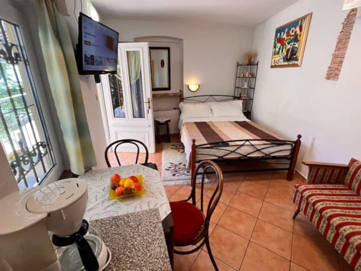 Tiny Studio Near The Sea (2) - Opatija