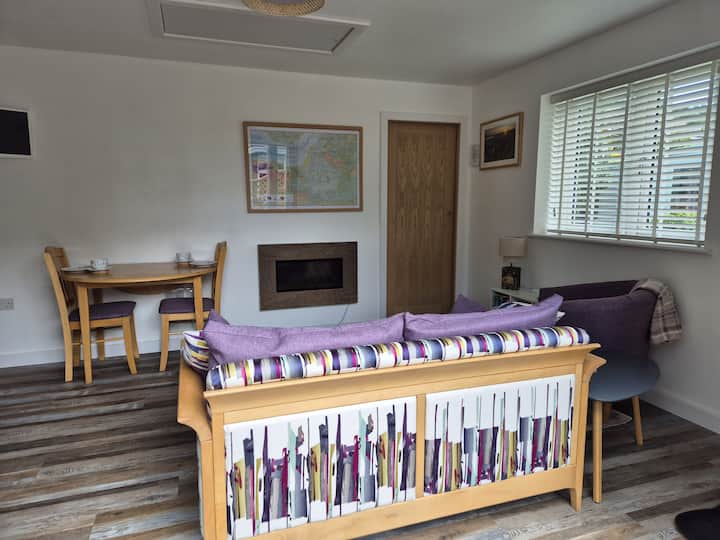 Self-contained Annexe In Cheddar - Cheddar