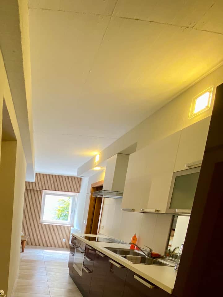 Au Centre De Martigny-bourg, Situé Au Calme. - Martigny