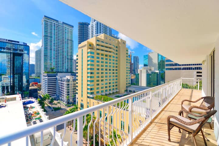 City View Escape | Stylish Brickell Condo - Miami, FL